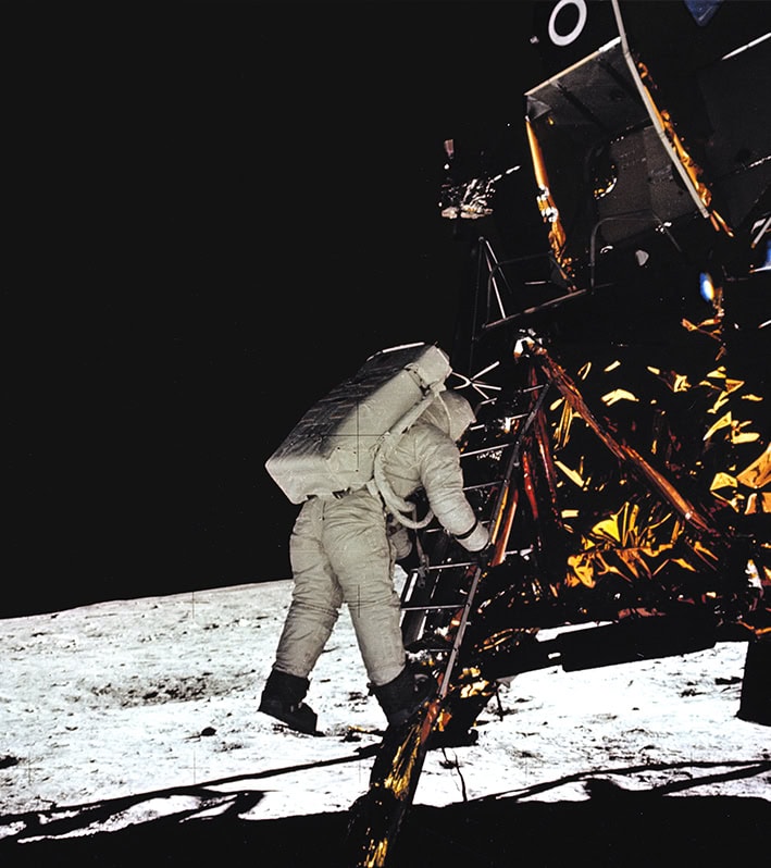 OMEGA marks the Moon landing anniversary - Private Edition